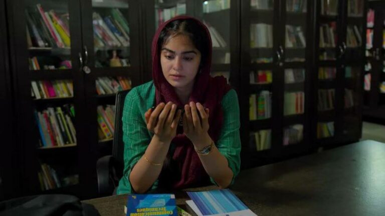 The Kerala Story Review: Adah Sharma Delivers Career Best Performance ...