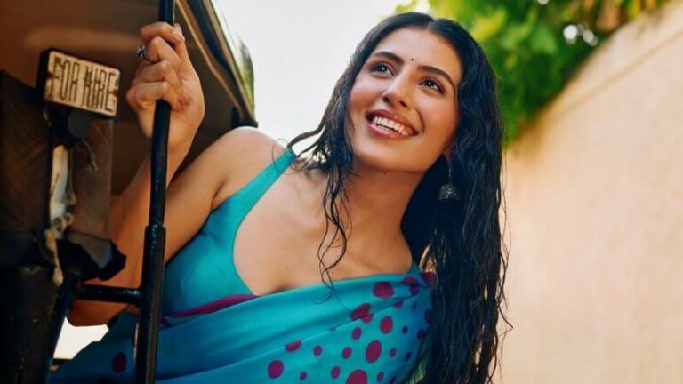 From Shanaya Kapoor To Harnaaz Kaur Sandhu, These Bollywood Debutants Set To Shine In 2025